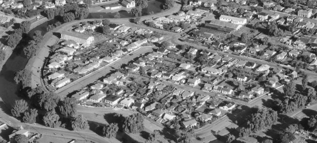 Home and contents: life in the Avon loop – The city remains